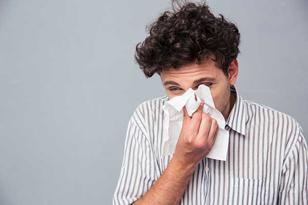 Sinus Infection: Causes, Symptoms & When to Visit Emergency Room